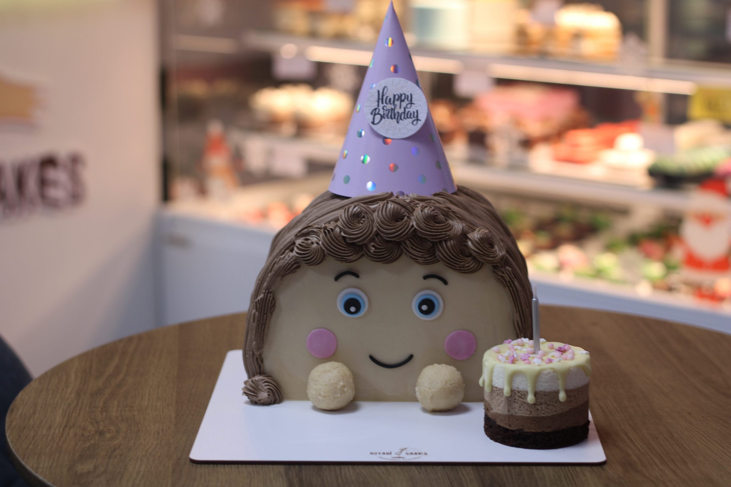 Happy Face Cake – Rotari bakes